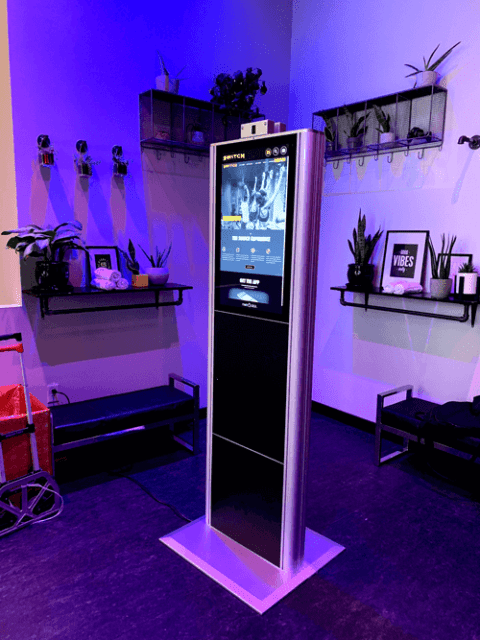 Why You'll Want a Photobooth at Your Next Corporate Event - MetroClick ...